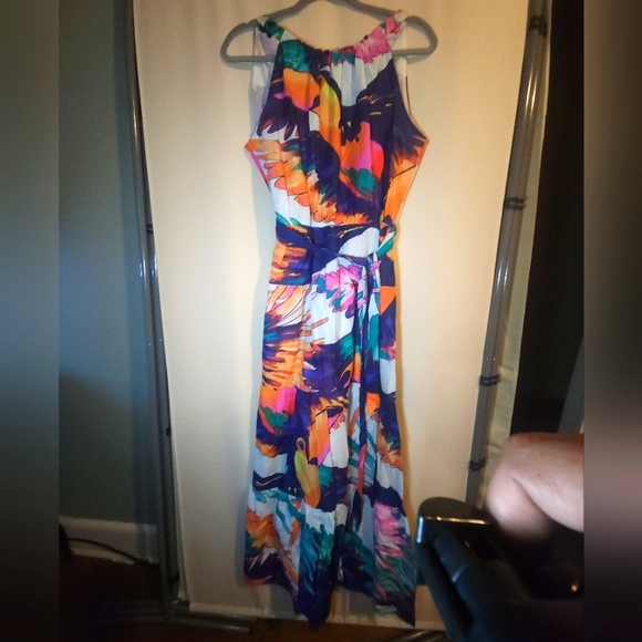 Isabel & Nina | Dresses | Isabel And Nina Vibrant Multicolor Parrot ...